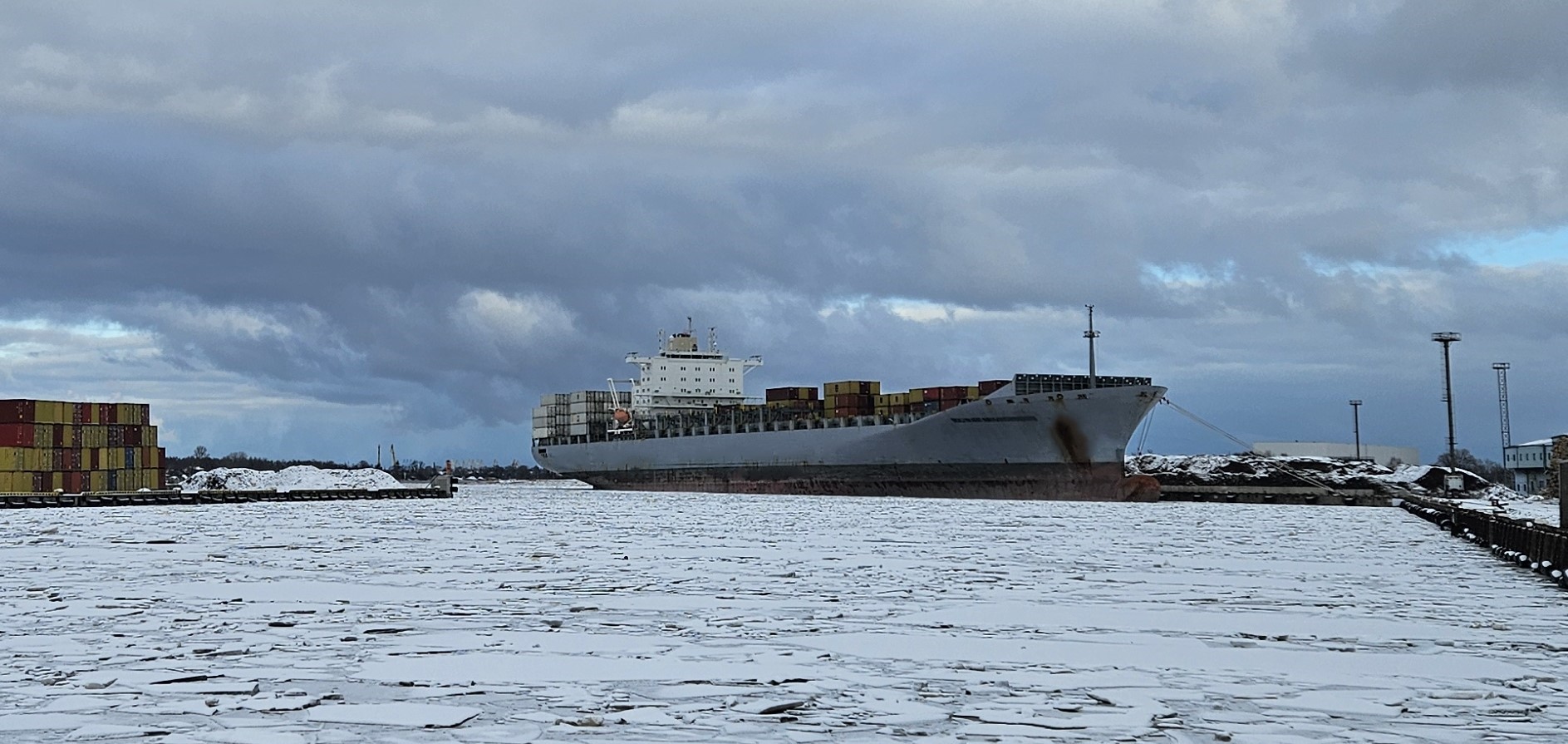 RIGA PORT JSC berth handles the largest container ship in the history ...